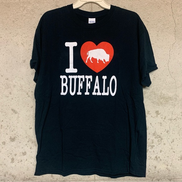 Gildan | Shirts | Vintage Buffalove Tee | Poshmark
